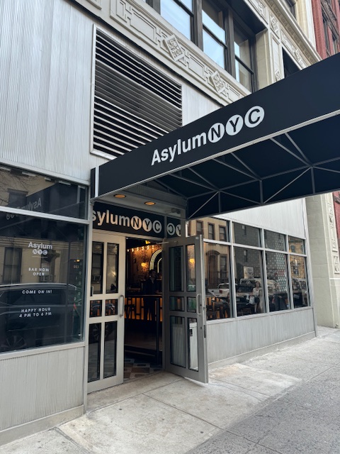 On The Scene: NYC Comedy Clubs Playing Musical Chairs – From The Comic ...